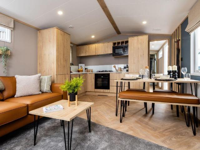 2 bedroom mobile home for sale