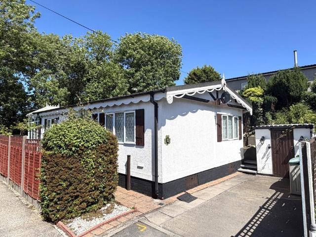 2 bedroom mobile home for sale