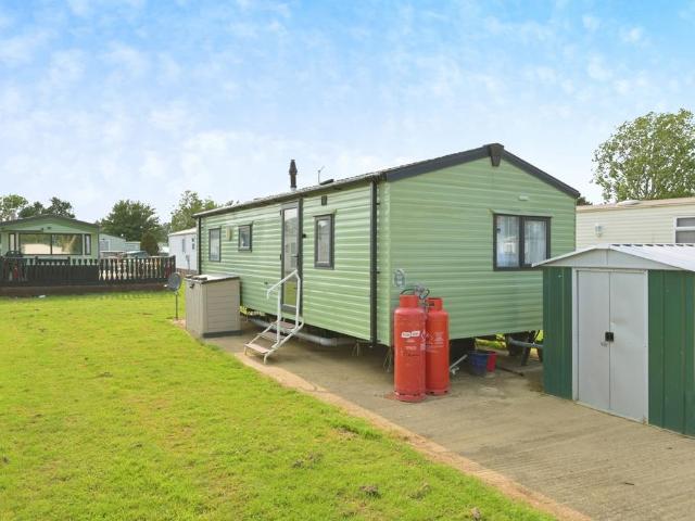 2 bedroom mobile home for sale