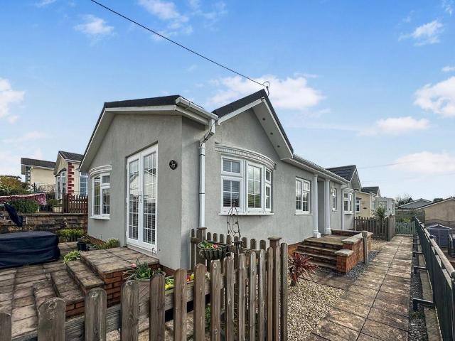 2 bedroom mobile home for sale