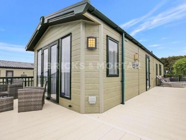 2 bedroom mobile home for sale