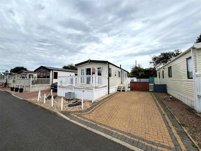 2 bedroom mobile home for sale