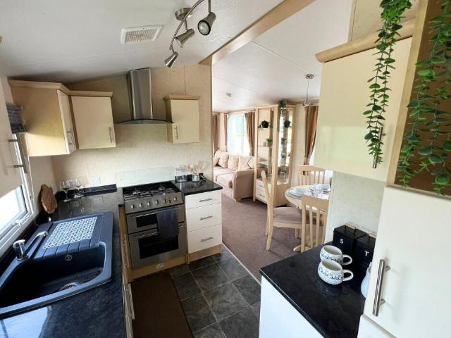2 bedroom mobile home for sale
