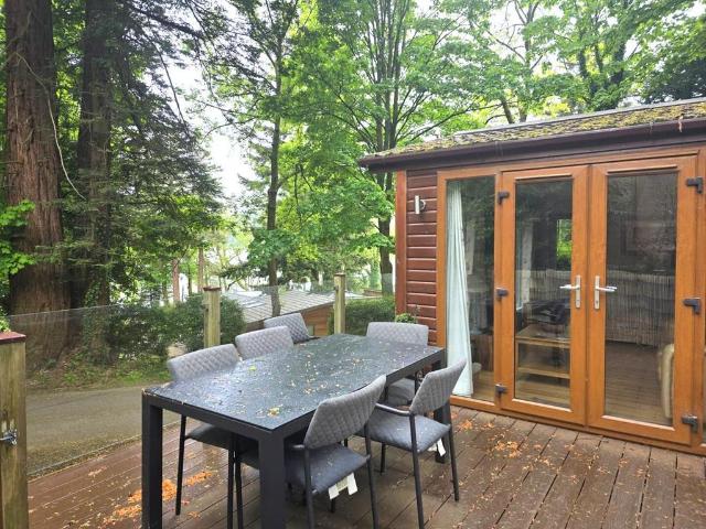 2 bedroom mobile home for sale
