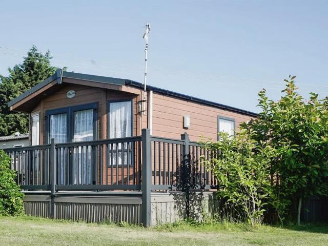 2 bedroom mobile home for sale