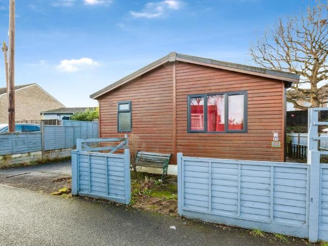 2 bedroom mobile home for sale