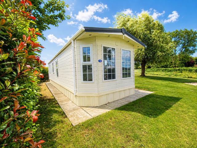 2 bedroom mobile home for sale