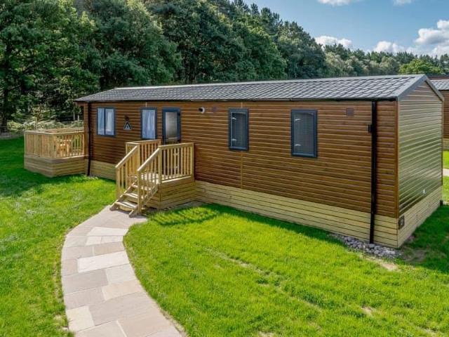 2 bedroom mobile home for sale