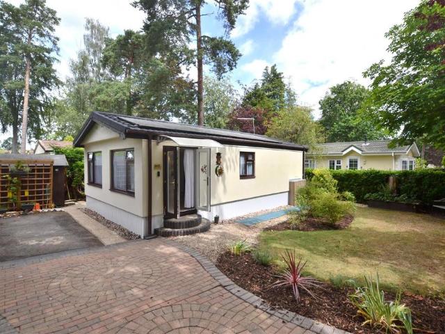 2 bedroom mobile home for sale