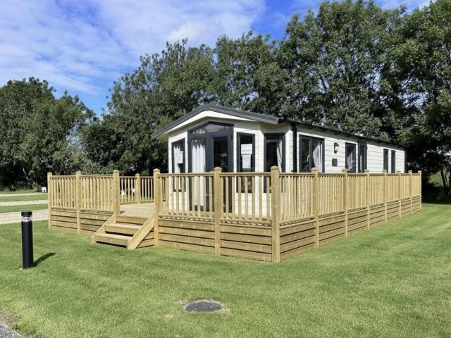 2 bedroom mobile home for sale