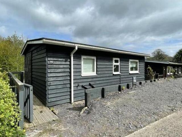 2 Bedroom Mobile Home For Sale In Caeathro, Gwynedd