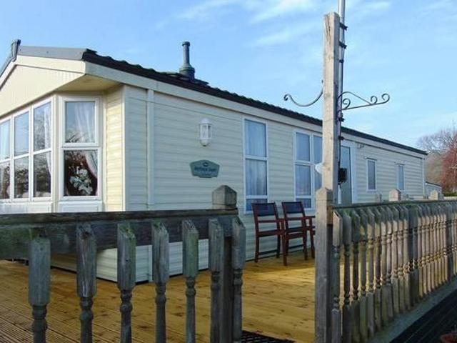 2 bedroom mobile home for sale in Avonside Park Binton Welford on Avon CV37