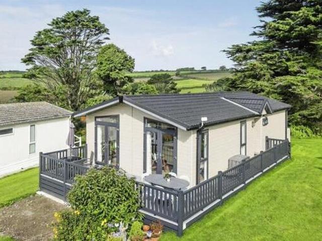 2 Bedroom Mobile Home For Sale In Holiday Park, Penzance