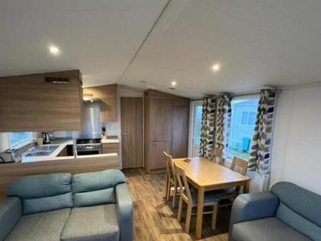 2 Bedroom Mobile Home For Sale In Loggans Road, Hayle