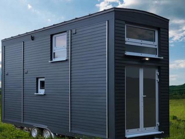 2 Bedroom Mobile Home For Sale In Ware, Hertfordshire