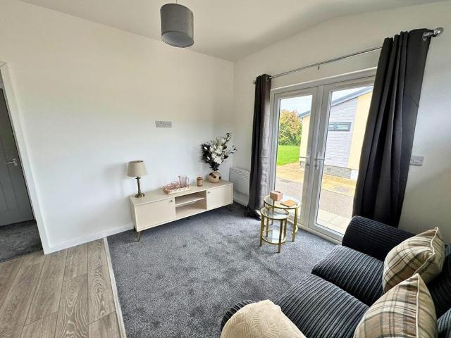 2 bedroom mobile home to rent
