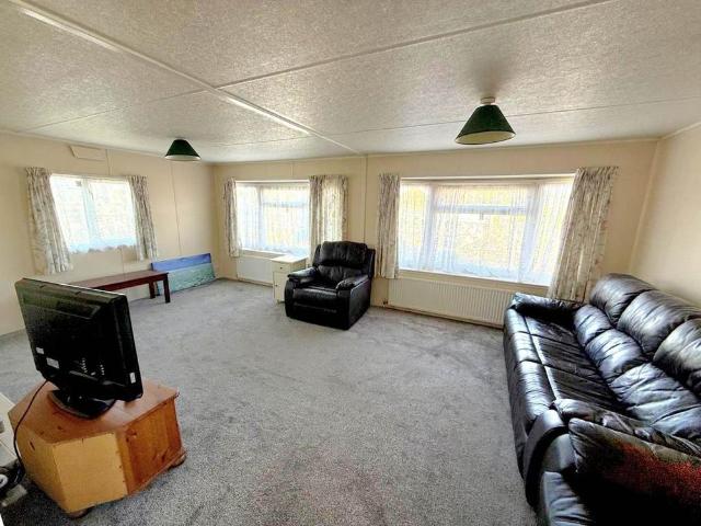 2 bedroom mobile home to rent