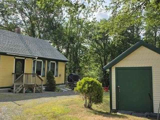 2 bedroom, Monson ME 04464 102584585