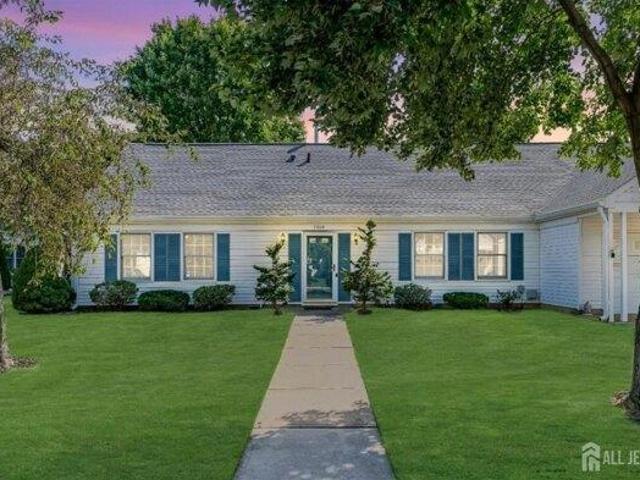 2 bedroom, Monroe NJ 08831 101800231