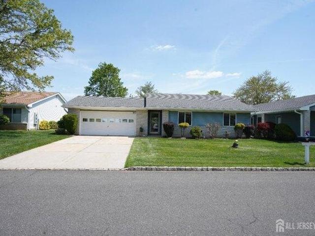 2 bedroom, Monroe NJ 08831 102279709