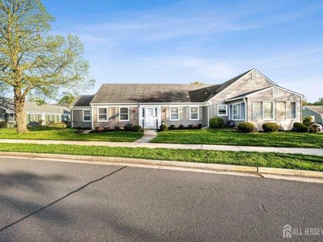 2 bedroom, Monroe NJ 08831 102280359