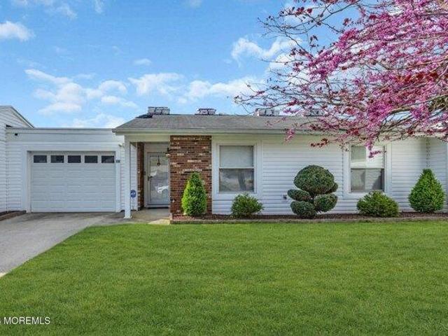 2 bedroom, Monroe NJ 08831 102528100