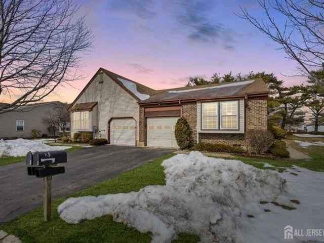 2 bedroom, Monroe NJ 08831 102529636