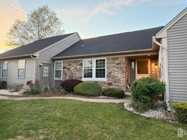 2 bedroom, Monroe NJ 08831 102531123