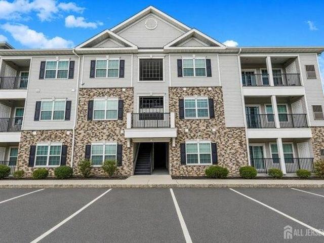 2 bedroom, Monroe NJ 08831 102798994