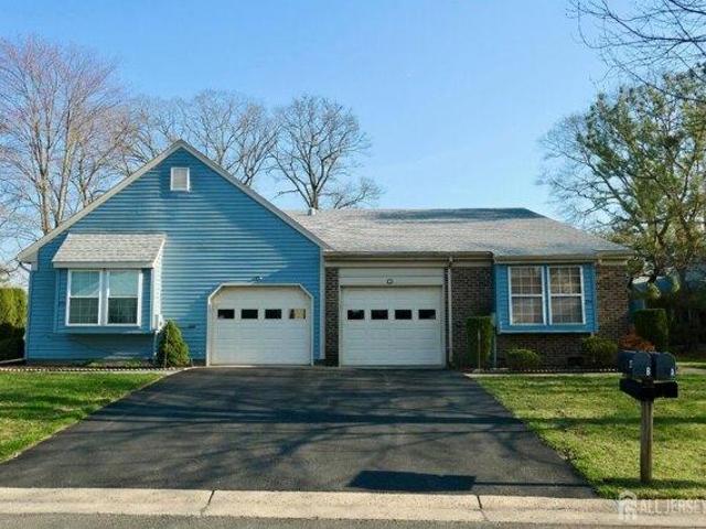 2 bedroom, Monroe NJ 08831 102799391