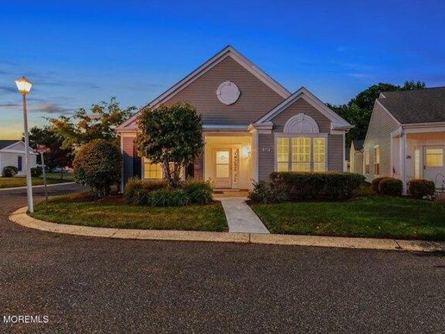 2 bedroom, Monroe NJ 08831 105173394