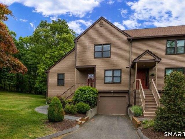 2 bedroom, Monroe CT 06468 LS103102488