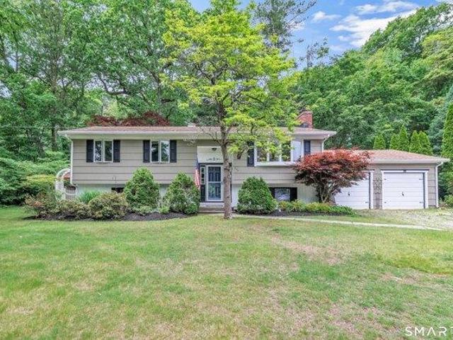 2 bedroom, Monroe CT 06468 104852783
