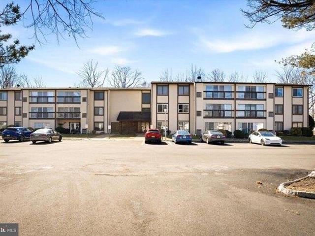 2 bedroom, Monroe Township NJ 08831 103599619