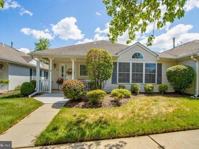 2 bedroom, Monroe Township NJ 08831 105192317