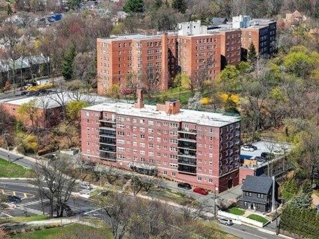 2 bedroom, Montclair NJ 07042 102442597