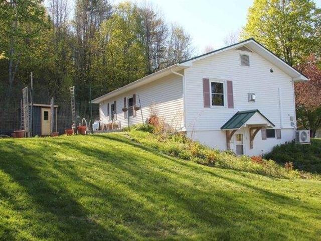 2 bedroom, Montpelier VT 05602 102446529
