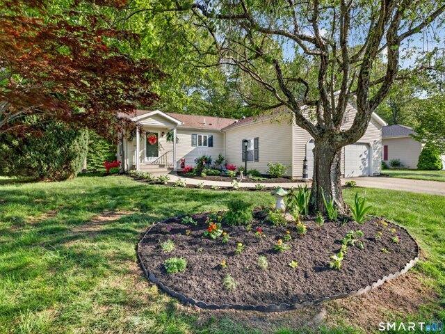 2 bedroom, Montville CT 06382 103665310