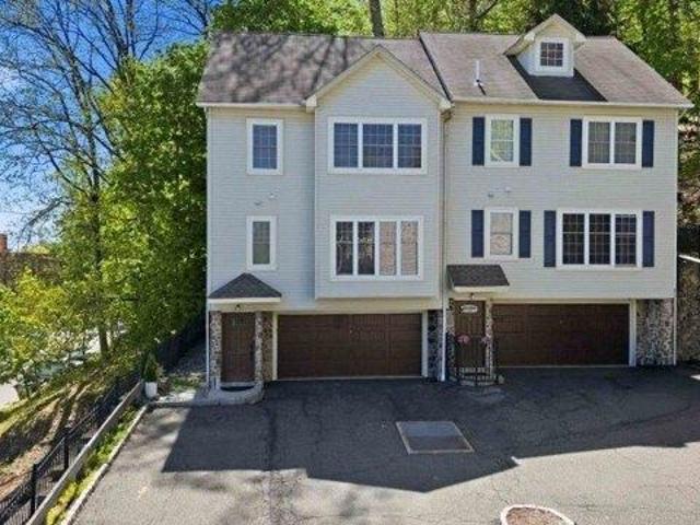 2 bedroom, Morristown NJ 07960 102558776