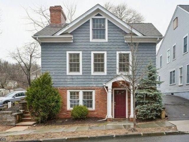 2 bedroom, Morristown NJ 07960 102586602
