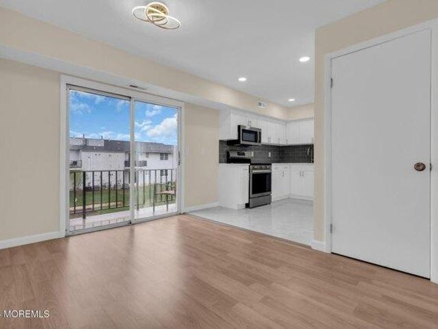 2 bedroom, Matawan NJ 07747 104604521