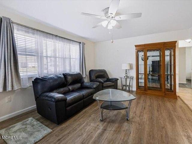 2 bedroom, Matawan NJ 07747 105174976