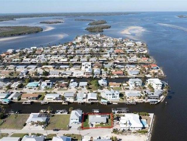 2 bedroom, Matlacha FL 33993 89203045