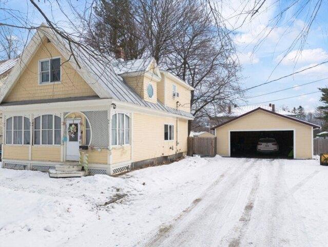 2 bedroom, Madison ME 04950 101934668