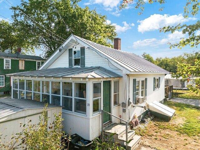 2 bedroom, Madison ME 04950 102062608