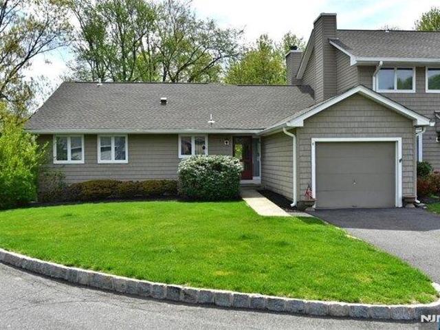 2 bedroom, Mahwah NJ 07430 102028442