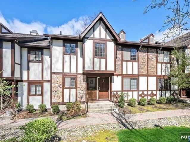 2 bedroom, Mahwah NJ 07430 102029340
