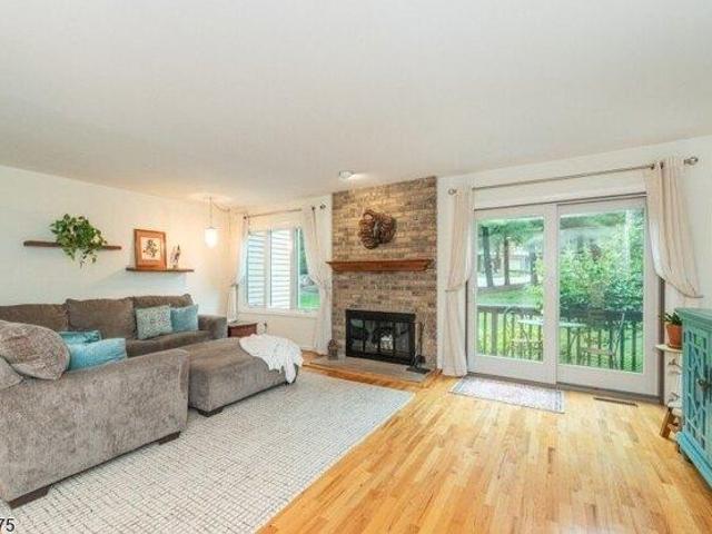 2 bedroom, Mahwah NJ 07430 104375692