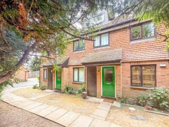 2 bedroom Maisonette To Let