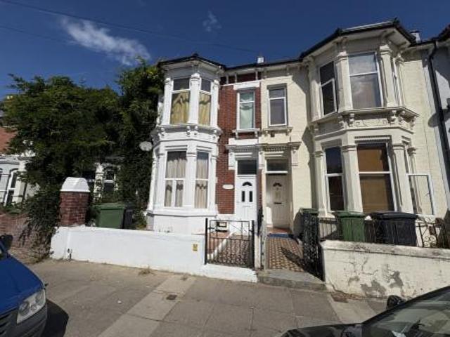 2 bedroom Maisonette To Let